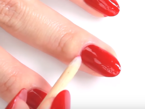 How To Paint Your Nails With Your Left Hand - The Easiest Way...